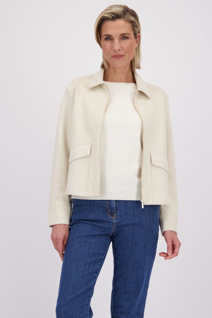 Ecru jasje in faux daim van Claude Arielle | 7555387 | Dameskleding | e5