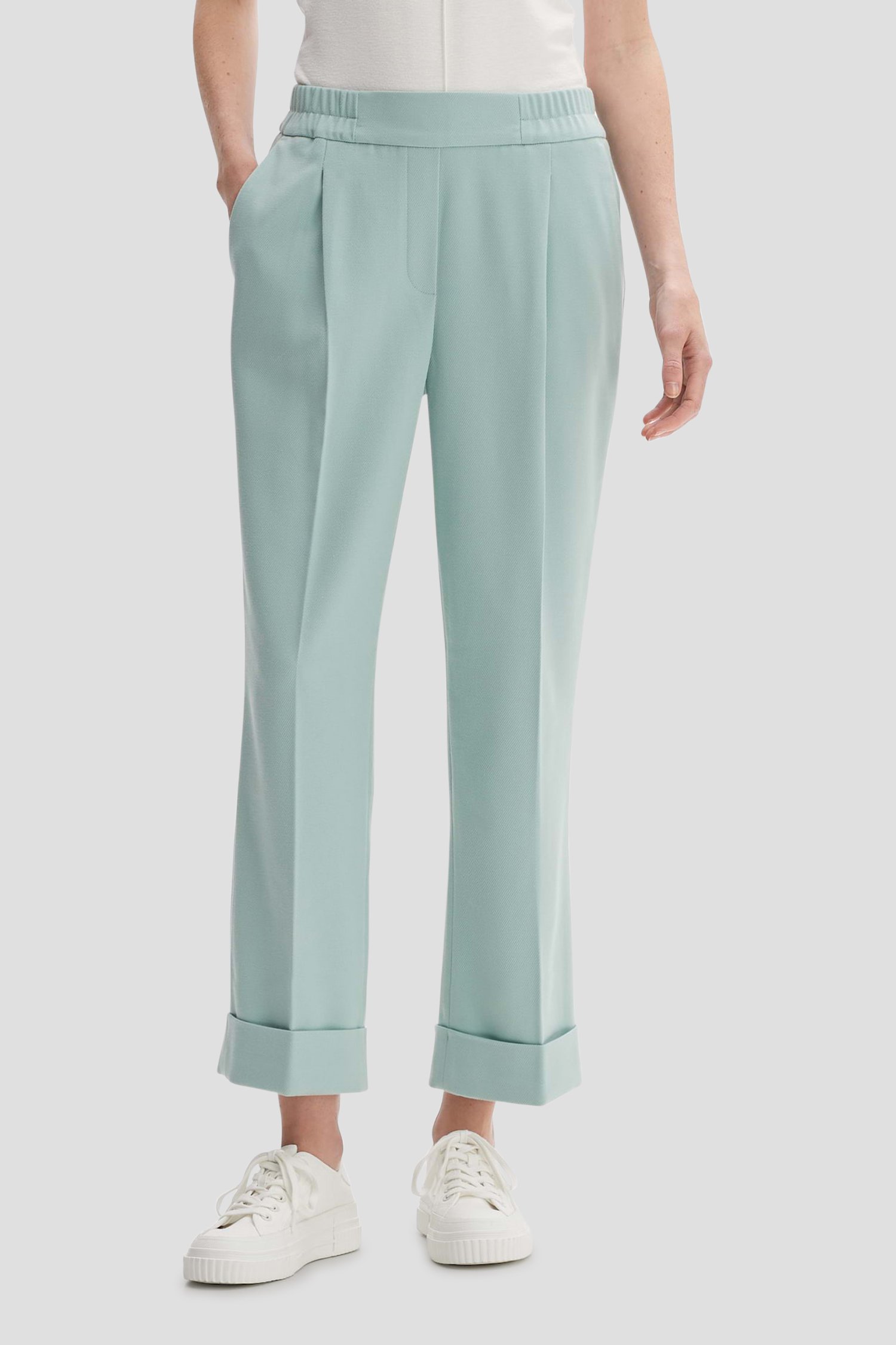 Groene broek met elastische taille -7/8 lengte van Opus | 3435618 ...